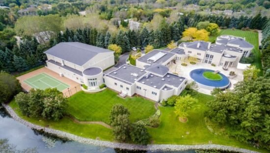 Where Does Michael Jordan Live? Michael Jordan House Details