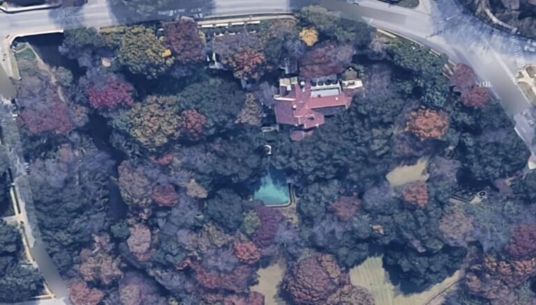 Jerry Jones House - Amazing Facts, Location & Cost Info 2024