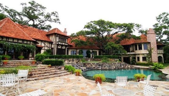 Hulk Hogan House | Location, Features & Cost Info - 2025