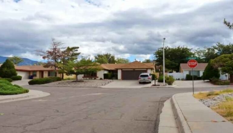 Walter White House Address - Look Inside + Crazy Facts 2025