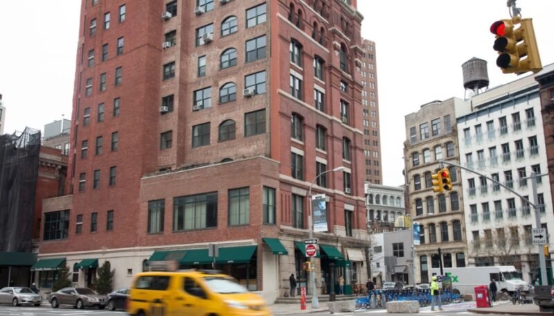 Taylor Swift House - 13 Homes Of Taylor Swift - Full Details