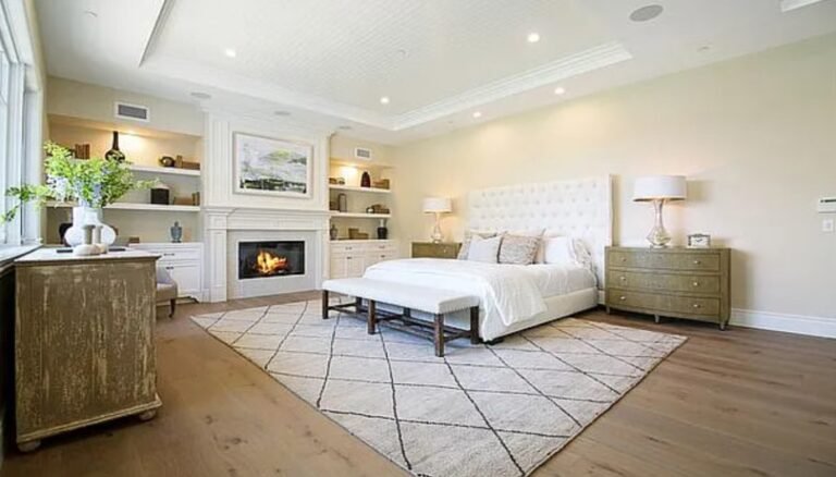 Kylie Jenner House - All Residences Address, Details & Facts
