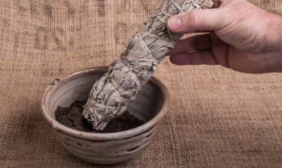 How to Sage Your House: 2025's Ultimate Guide for Cleansing