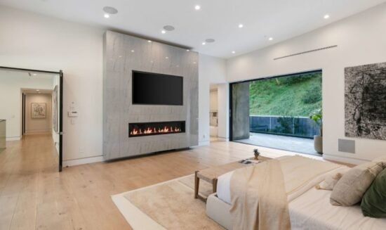 Charli D'Amelio House Address - Step Inside Her Luxury Home