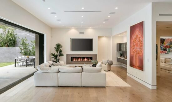 Charli D'Amelio House Address - Step Inside Her Luxury Home