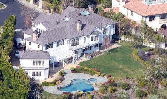 Gordon Ramsay House Tour: Style & Elegance Unveiled