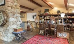 Johnny Depp House Address - Inside Tour, Cost, & Features