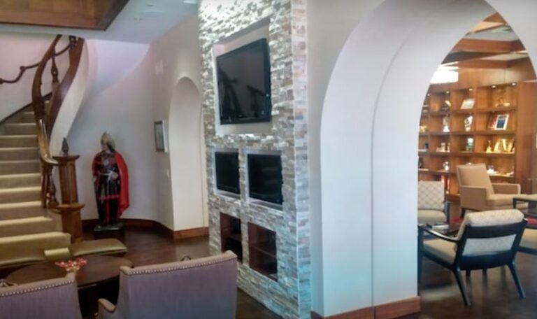 Discover Clark Hunt House - Address, Interior Look & Info