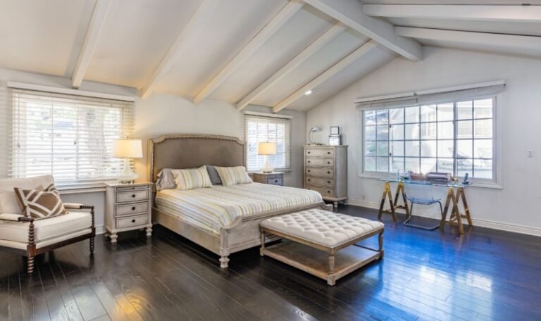 Drake House Address, Inside Tour & Cost - Style Of Home