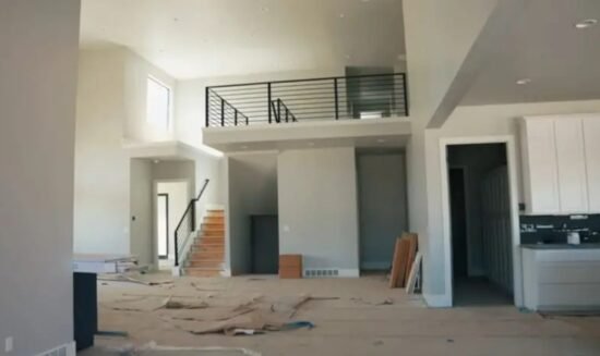 Stradman House | Inside Tour, Address, Cost & Feature Info